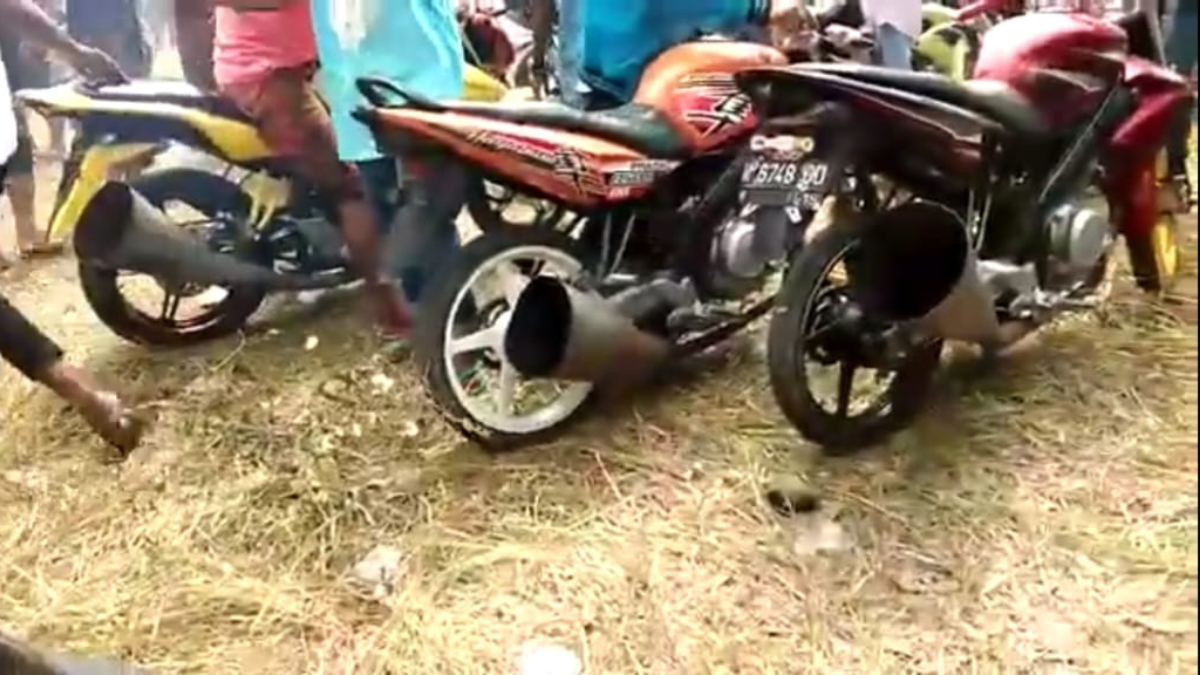 Knalpot Brong: Bising Suara, Gaya dan Dampaknya